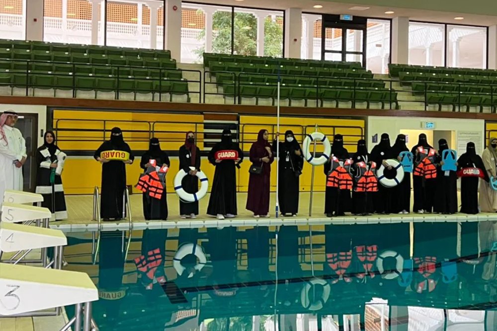 Meet The Saudi Female Lifeguard On A Mission To Save People From ...